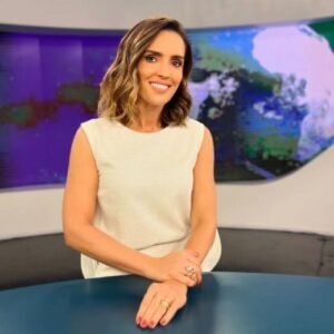 Karyn Bravo deixa a TV Cultura após seis anos e anuncia novos projetos.